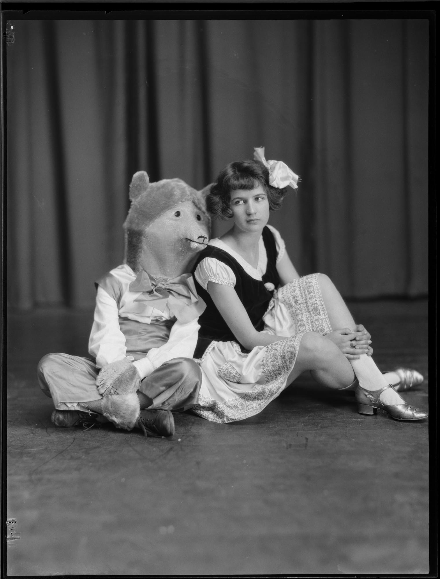 Goldilocks and bear - Tairawhiti Museum