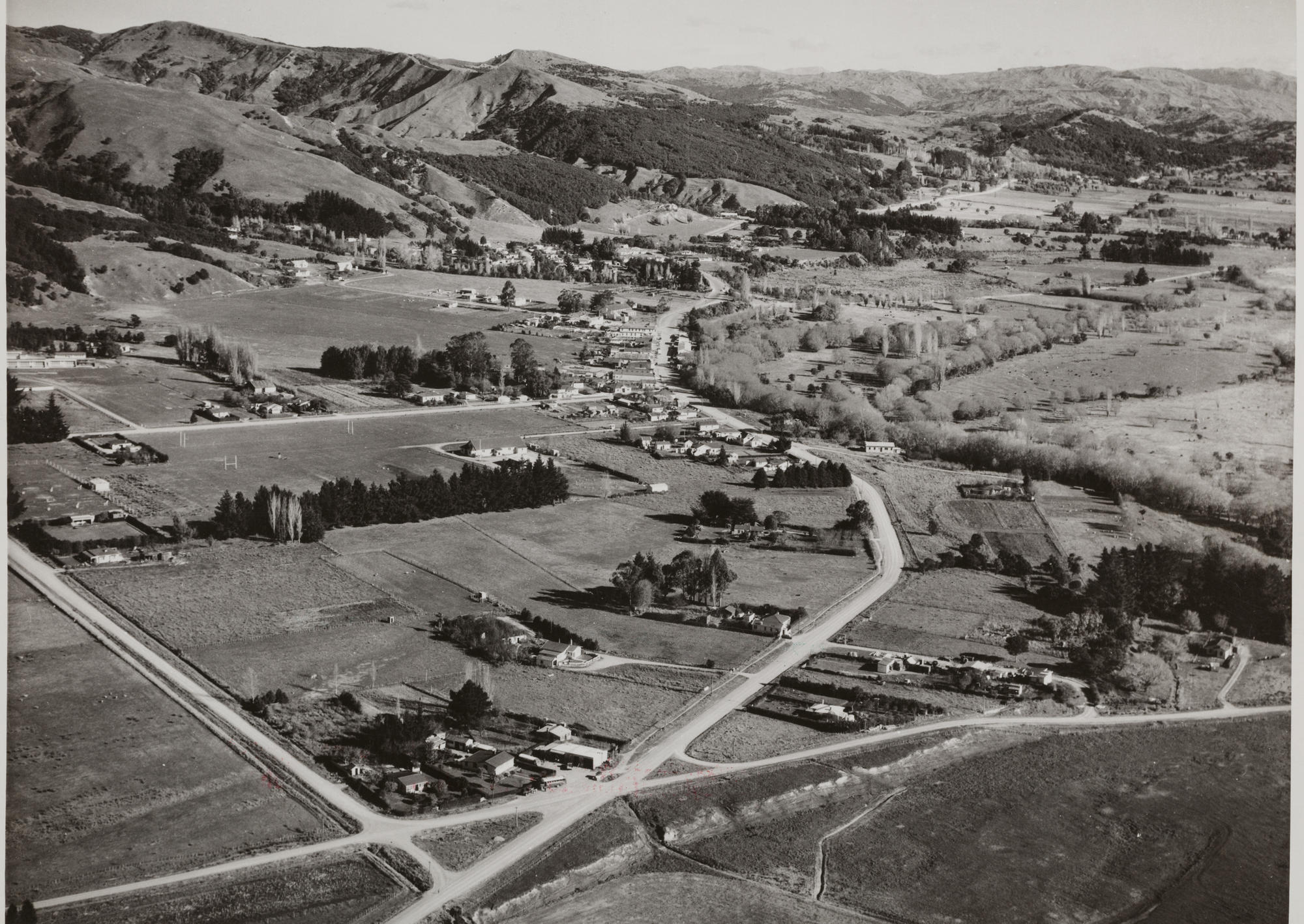 Aerial of Ruatoria, 1960 - Tairawhiti Museum