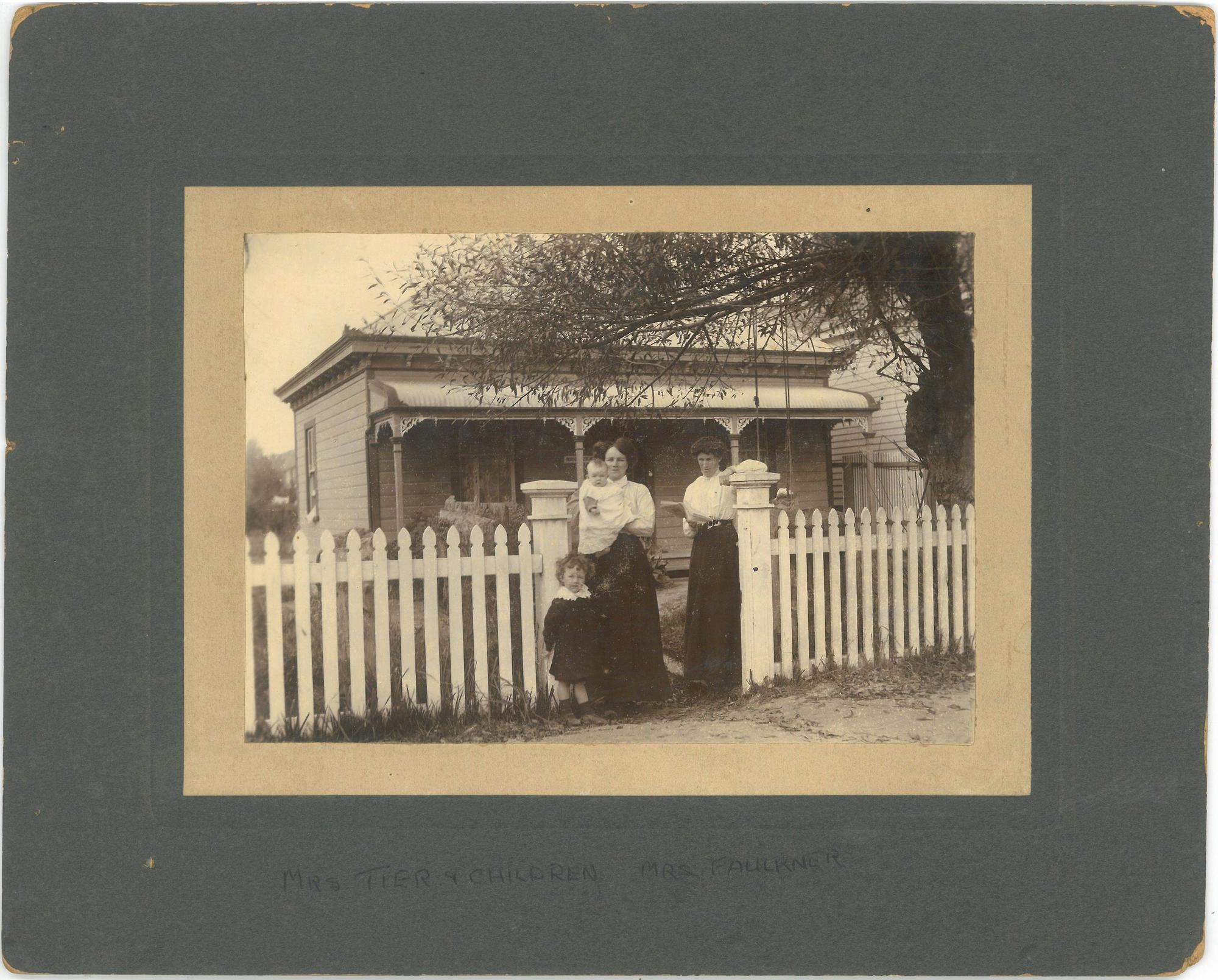 Mrs Tier, Mrs Faulkner, and Children - Tairawhiti Museum