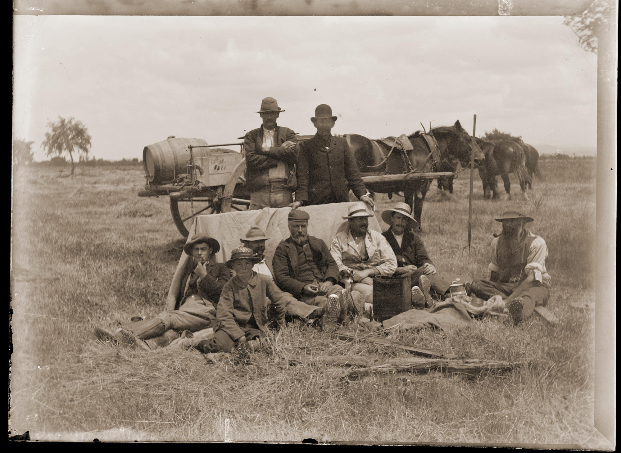 Resting workers - Tairawhiti Museum