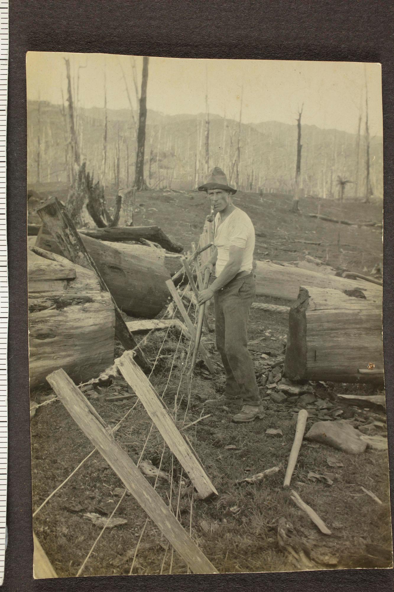 Frank Rowley at Pamoa Station - Tairawhiti Museum