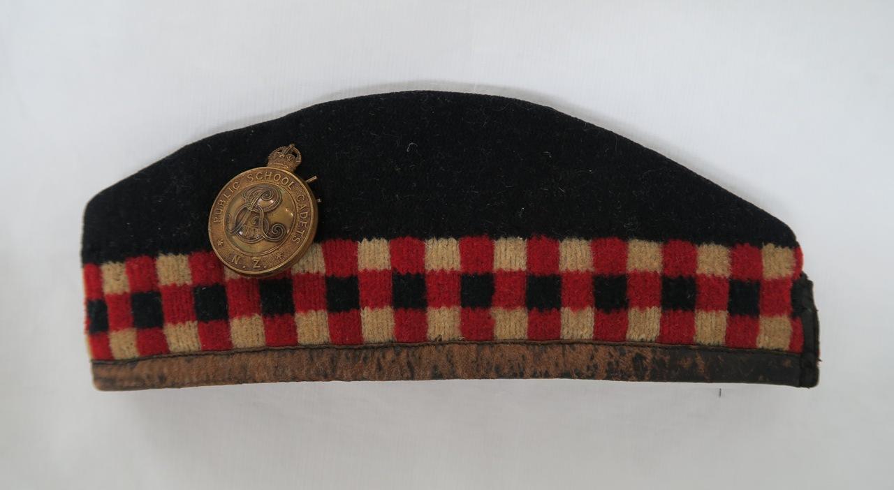 School cadet's Glengarry bonnet - Tairawhiti Museum